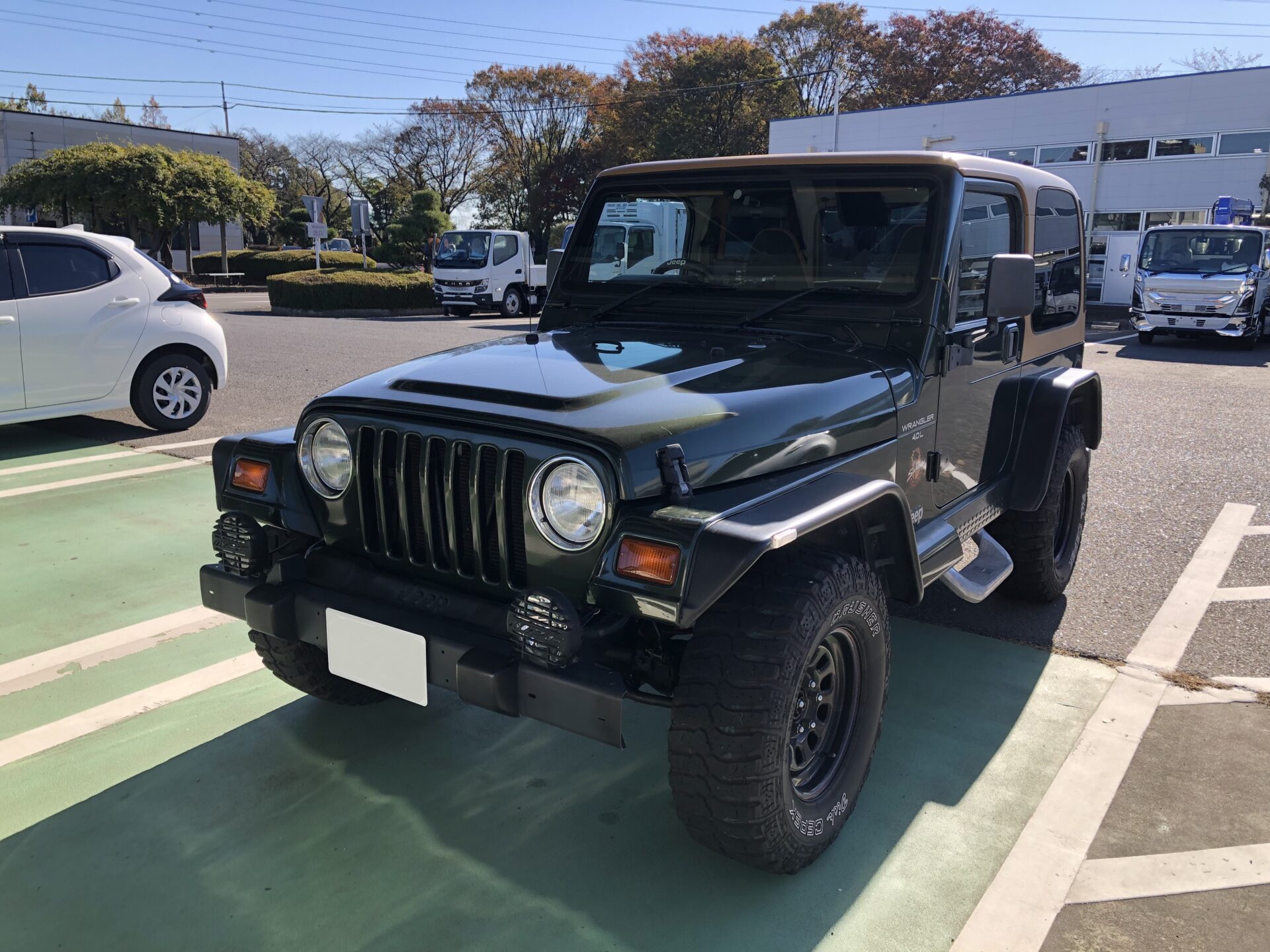 ABE CARS Tama Garage by 阿部商会 (アベカーズ多摩ガレージ / 阿部カーズ タマガレージ)